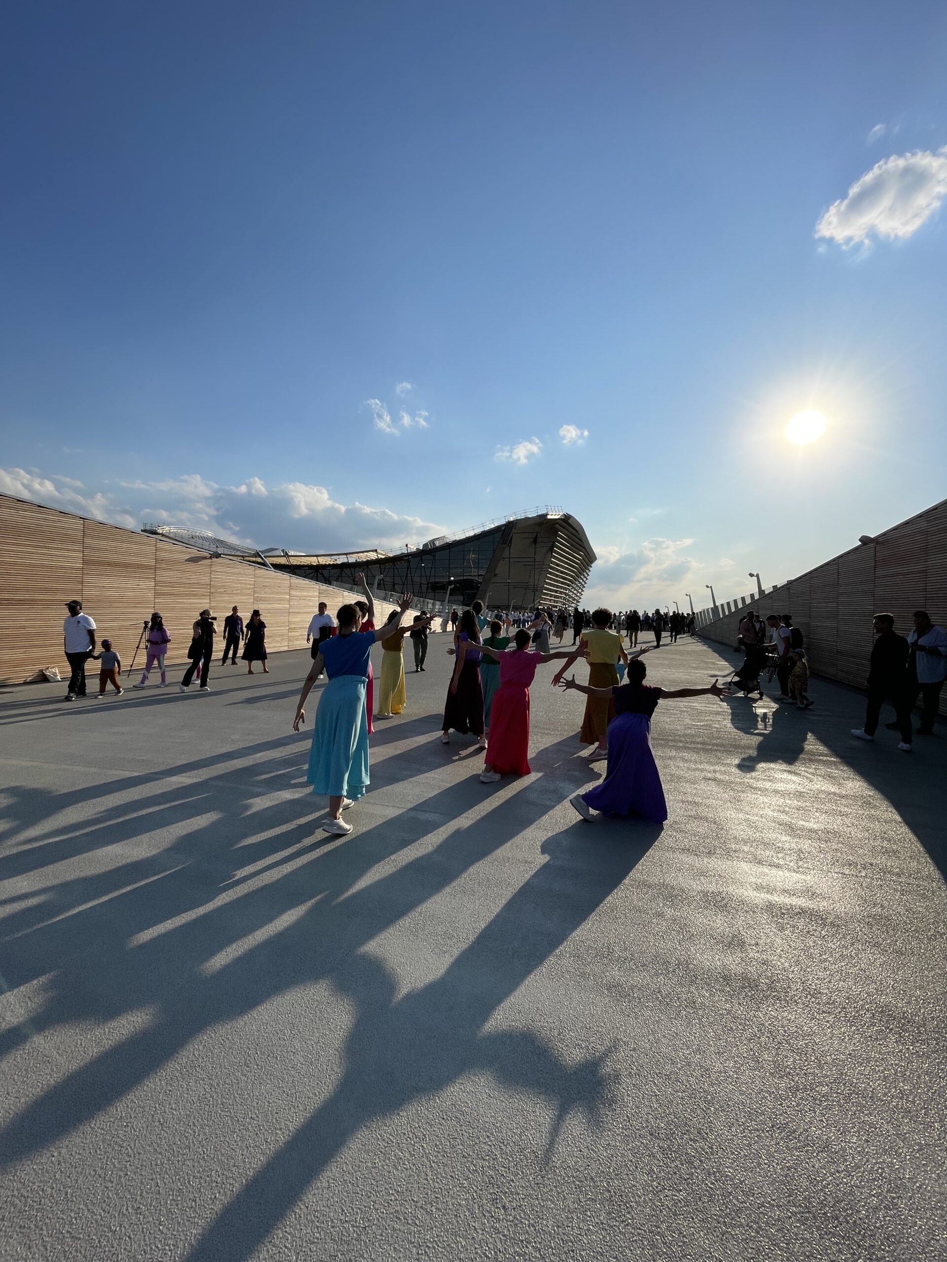Pedestrian Overpass Paris 2024 - VenhoevenCS architecture+urbanism